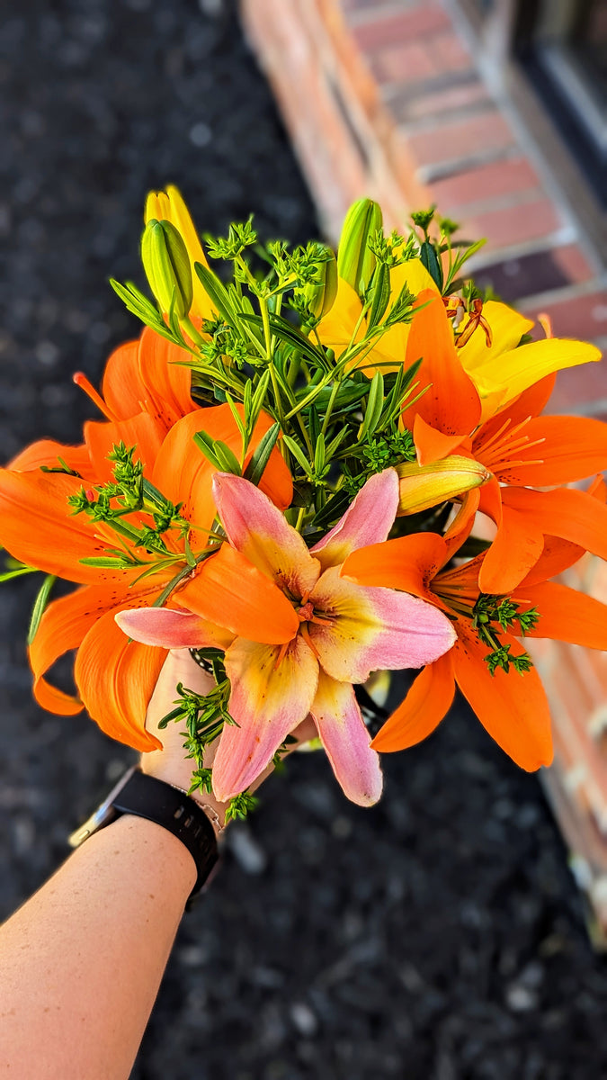Fresh Flower Bouquet – Pocketful of Posies